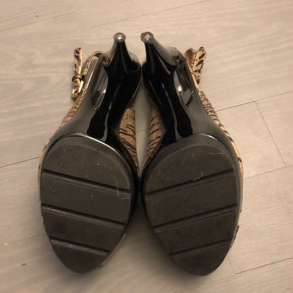 Stuart Weitzman | Shoes | Stuart Weitzman Animal Print Platform Heels ...